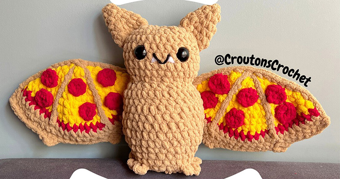 Crocheted Pizza Bat - Media Chomp